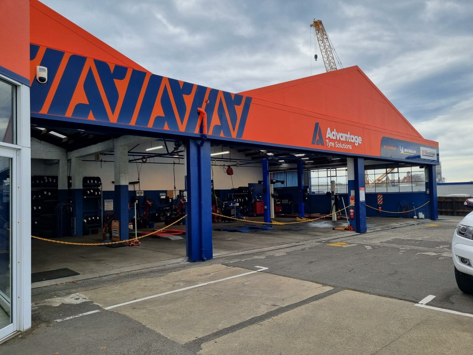 Dunedin Central Tyre, Battery and Service Centre | Advantage